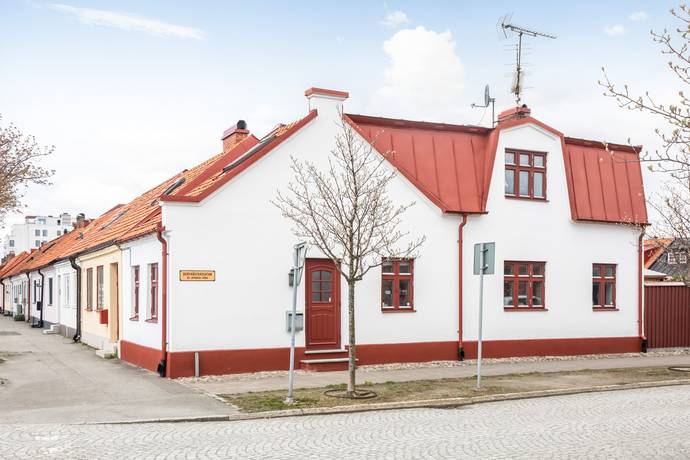 Hus till salu - Ystad, Ystads kommun - Hemnet