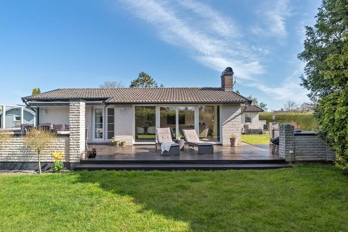 Altonavägen 7 i Trelleborg, Trelleborgs kommun - villa till salu - Hemnet