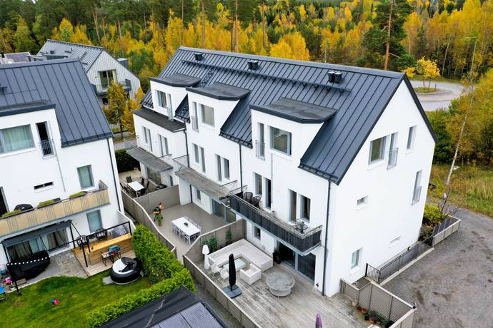 Hus till salu (86) - Täby kommun - Hemnet