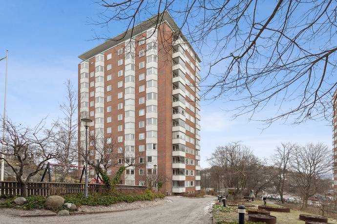 Alphyddevägen 6 i Alphyddan, Nacka kommun - lägenhet till salu - Hemnet