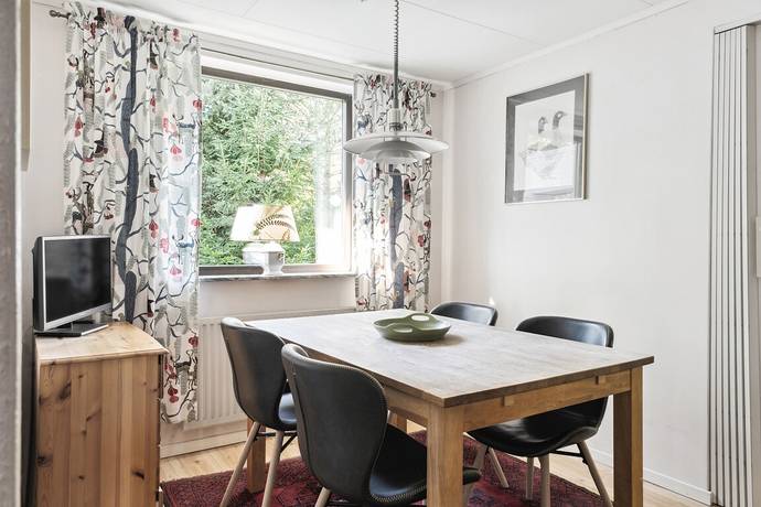 Ängdalavägen 12B i Höllviken, Vellinge kommun - villa till salu - Hemnet