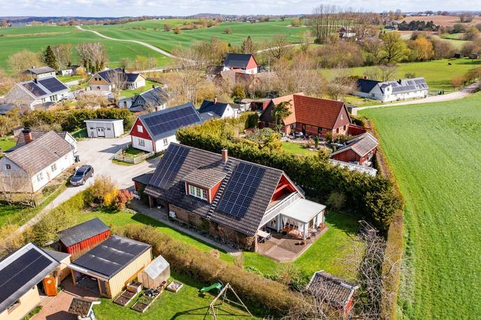 SKÖNADALSVÄGEN 4-0 i Lilla Svedala, Svedala kommun - villa till salu ...