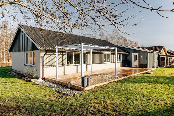 Bergmans gata 9A i Hörnebo, Tibro kommun - Villa till salu - Hemnet