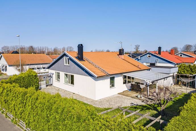 Myrvägen 39 i Kulltorp, Kristianstads kommun - Villa till salu - Hemnet