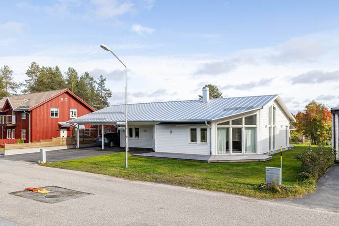 Rödmyrvägen 3C i Röbäck, Umeå kommun - Villa till salu - Hemnet