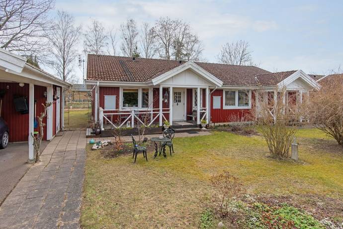 Prästgårdsvägen 3 i Rogslösa, Vadstena kommun - Lägenhet till salu - Hemnet