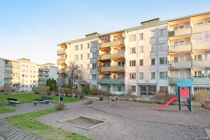 Skäftingebacken 11, 4 tr i Spånga - Tensta, Stockholms kommun ...