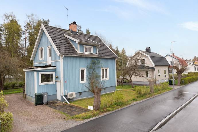 Lindvägen 30 i Centrala Hallstavik, Norrtälje kommun - villa till salu ...